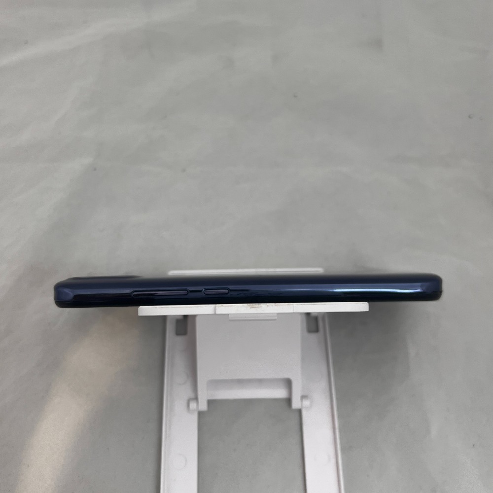 Pre-owned IMO Q4 Pro 16GB Unlocked - Own4Less